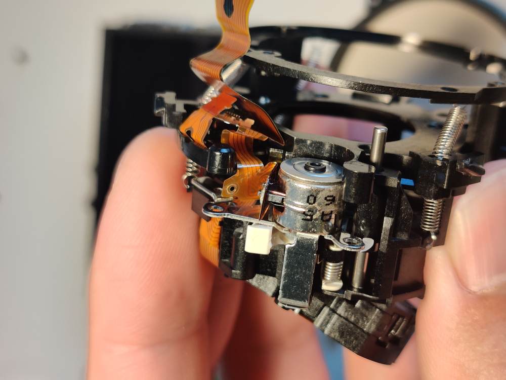Repairing my Ricoh GR II - Tommy Jing-Tao Liu Repairing my Ricoh GR II - Tommy Jing-Tao Liu